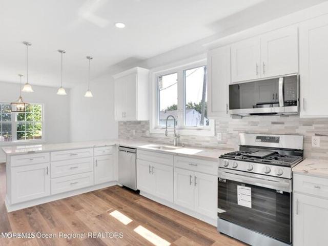 Prospect Ave, Union Beach, Home For Sale