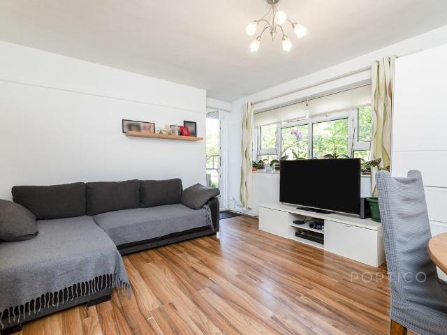 Prospect Hill, London E17, 2 bed property to rent, £1,750 pcm | PrimeLocation