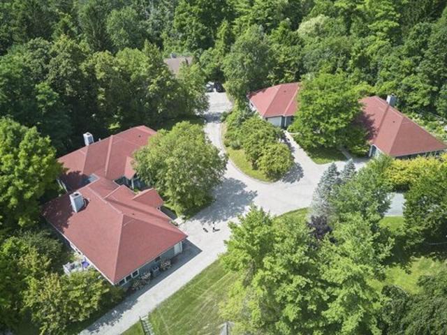 Prospect Hill Rd Apt,stockbridge, Condo For Sale