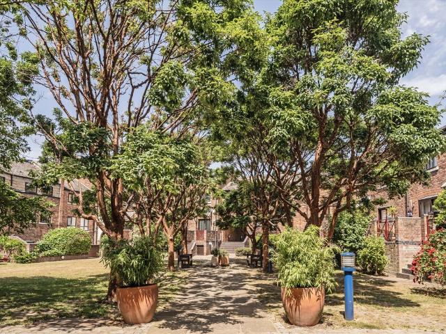 Prospect Place, Wapping E1W, 3 bed semi detached house to rent, £3,700 pcm | PrimeLocation