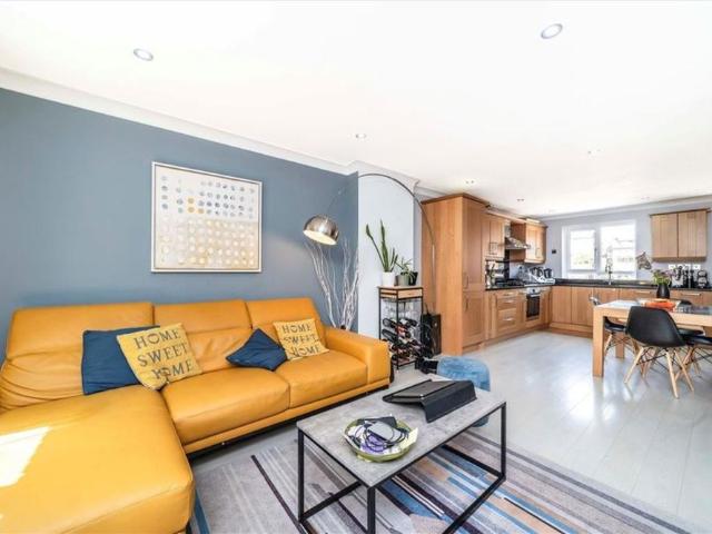 Prospect Place, E1W, London