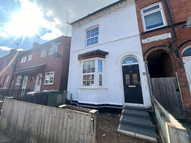 Prospect Road North, Redditch, B98 1 bed flat to rent £625 pcm £144 pw