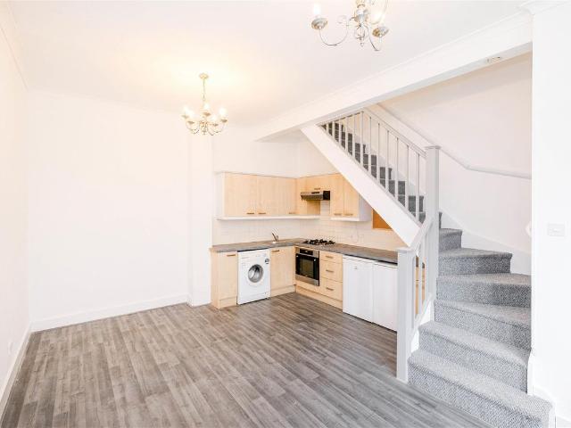 Prospect Road, Woodford Green IG8, 1 bed property to rent, £1,400 pcm | PrimeLocation