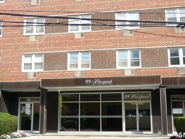 Prospect St Apt F, Stamford, Condo For Sale
