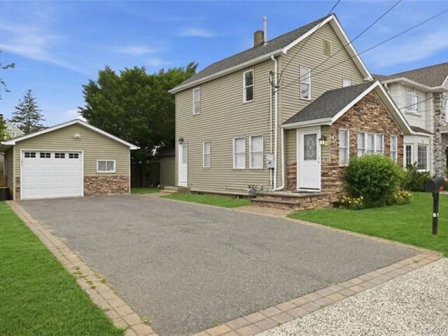 Prospect St, Hicksville, Home For Sale