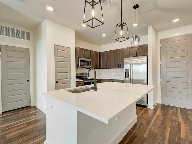 Prosper Elms Apartments 3 Bedroom Apartment for Rent at 634 N Teel Pkwy, Prosper, TX 75078