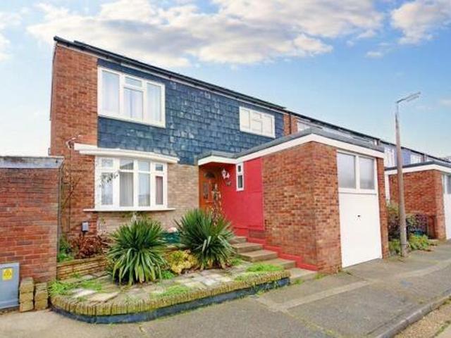 Prospero Close, Colchester, 5 Bedroom End