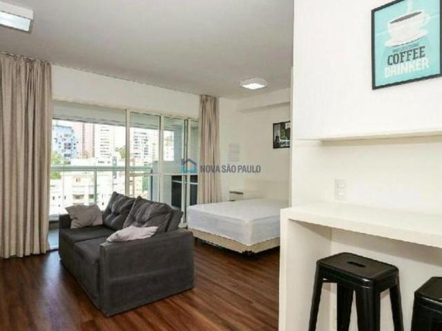 Praticidade e Estilo: Apartamento de 1 Quarto em Localização Premium