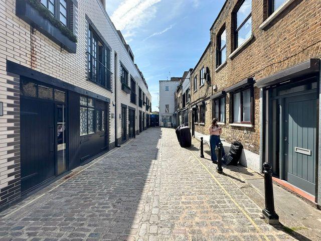 Pratt Mews, Camden Town NW1, Studio to rent, £1,600 pcm | PrimeLocation