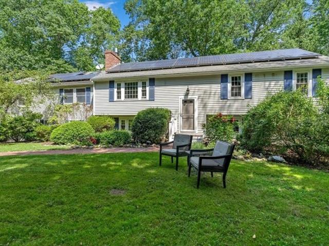 Pratt Rd, Scituate, Home For Sale