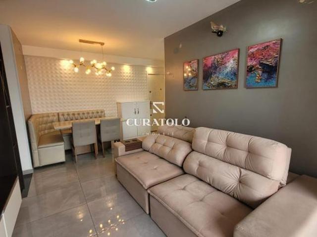 Praça Mooca Conheça esse apartamento à venda na Mooca, com 3 quartos, 1 vaga e varanda Porteira