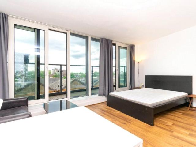 Praed Street, London W2, Studio to rent, £2,275 pcm | PrimeLocation