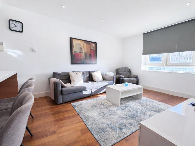 Praed Street, London W2, 2 bed flat to rent, £4,767 pcm | PrimeLocation