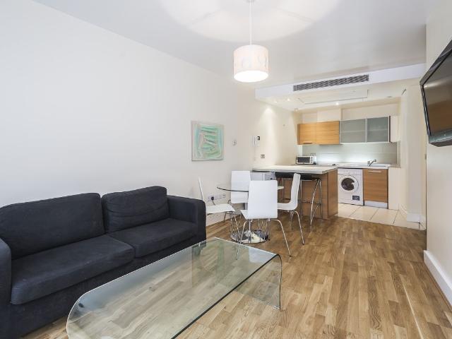 Praed Street, London W2, 2 bed flat to rent, £3,500 pcm | PrimeLocation
