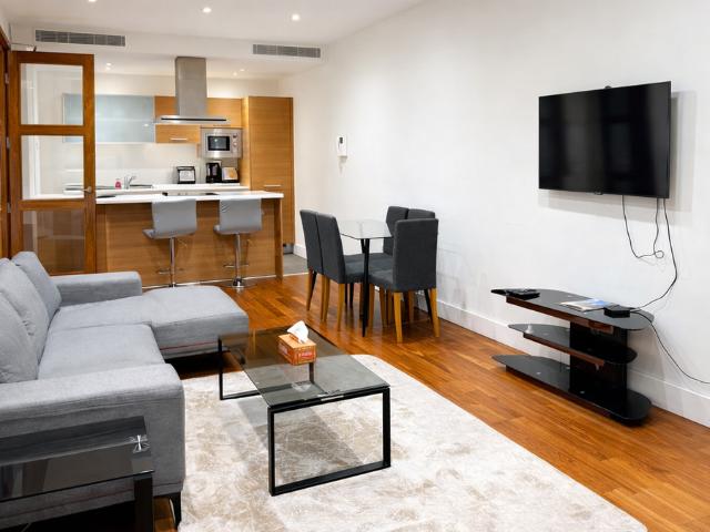 Praed Street, London W2, 3 bed flat to rent, £5,633 pcm | PrimeLocation