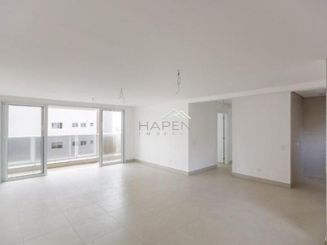 Apartamento 3 suítes na Praia Central Guaratuba
