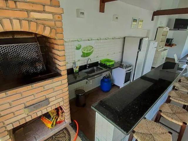 Praia das pitangueiras, maravilhosa cobertura duplex à venda, localização excelente, 2 vagas e lazer