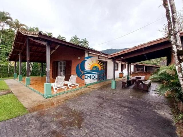 Praia de Juquehy casa fora de condomínio 4 suítes a 80 metros da praia casa de caseiro completa