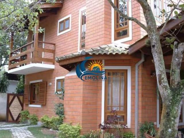 Praia de Paúba Casa com 4 quartos sendo 1 suite a 50m da praia