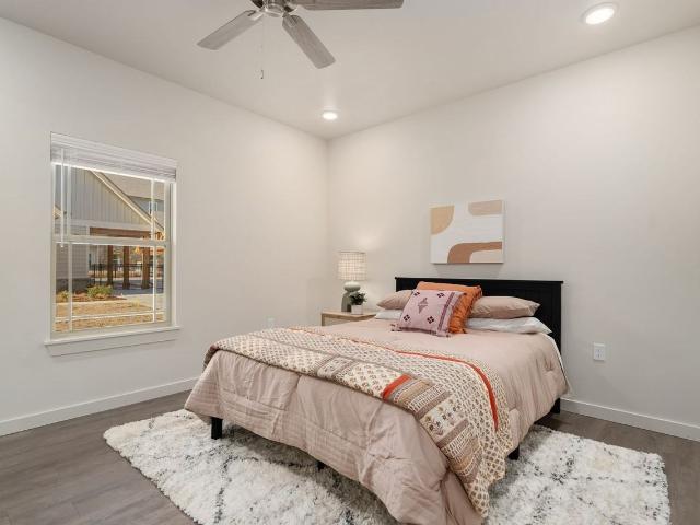 Prairie at Chaffee Crossing Studio Apartment for Rent at 1800 Frontier Rd, Barling, AR 72923