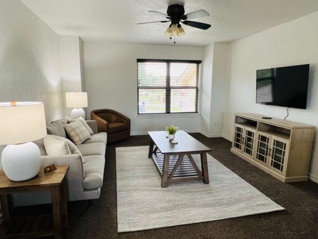 Prairie Breeze 3 Bedroom Home for Rent at 20849 Landmark Dr, Harrah, OK 73045