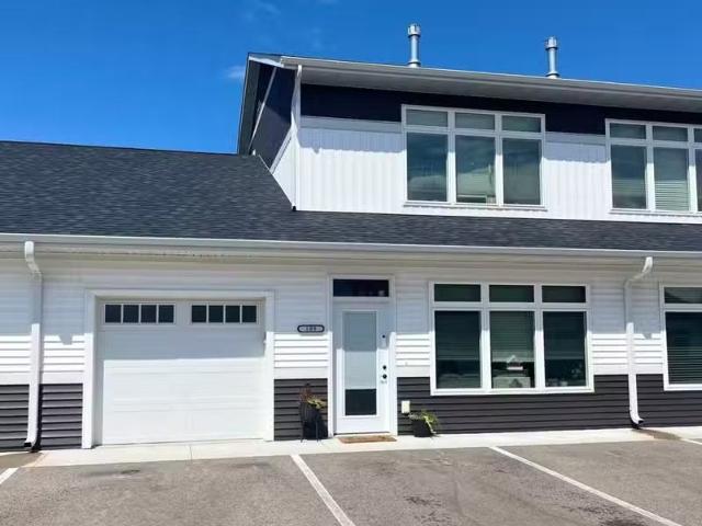 Prairie Rose Townhome 3 Bedroom Unit Open 413 Prairie Rose T.