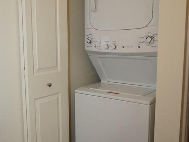 Prairie Square Rentals 2 Bedroom Apartment for Rent at 2121 Prairie Square 2121 45th Street, Highland, IN 46322