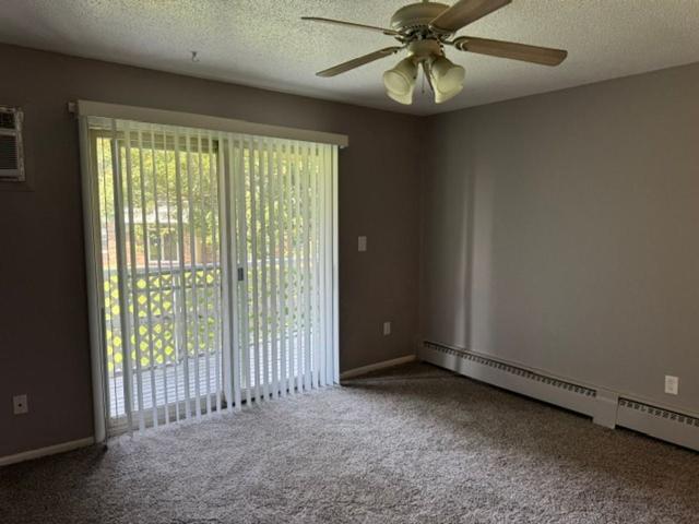Prairieview Rd 307 North 2 Bedroom Apartment for Rent at 307 N Prairieview Rd, Mahomet, IL 61853