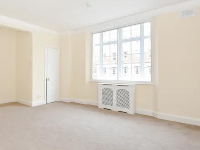 Pret A Manger, 7 12 Tavistock Square, London, WC1H 9LT, United Kingdom | 1 bed apartment for rent #166517795 | Rentberry