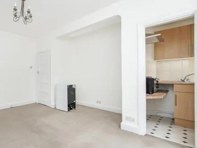 Pret A Manger, 7 12 Tavistock Square, London, WC1H 9LT, United Kingdom | 1 bed apartment for rent #168182878 | Rentberry