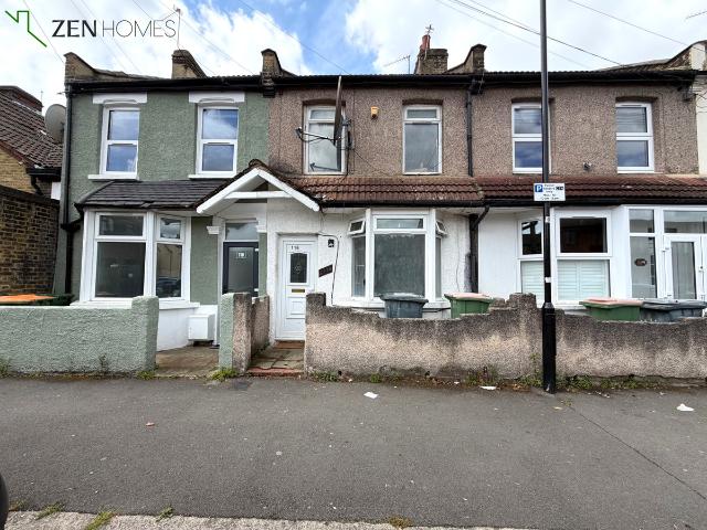 Pretoria Road, London E16, 4 bed terraced house to rent, £2,600 pcm | PrimeLocation