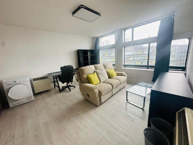 Pretty City Center 1 Bed Flat