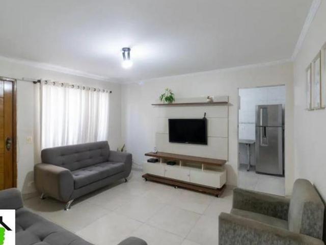 Preço de Ocasião! Casa assobradada 03 Dormitórios + 02 W.C. + Incrível Varanda + 02 Vagas Garagem