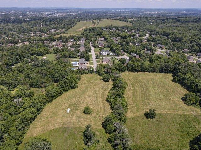Preakness Pl, Lebanon, TN 37090