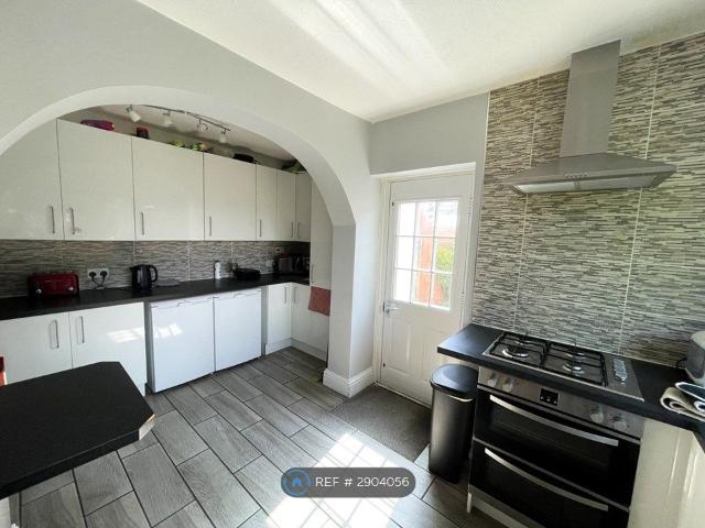 Prebendal Avenue, Aylesbury HP21, Room to rent, £680 pcm | PrimeLocation