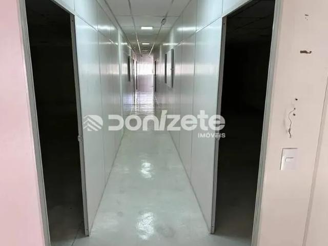 Prédio Comercial para Aluguel em Santo André Centro | 3 Andares, 1 Elevador