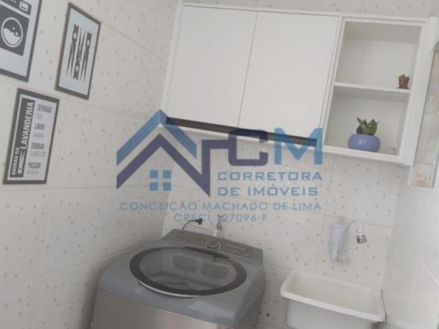 PRÉDIO COM 2 APARTAMENTOS E PONTO COMERCIAL