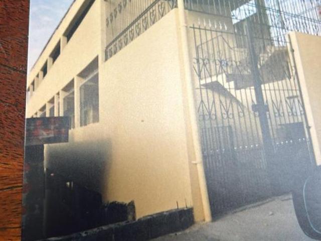 Prédio com 7 Residências à Venda em Osasco – Helena Maria, Rua Lídia Lisfei, 370 m²