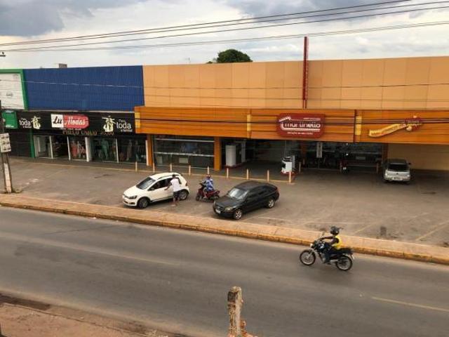 Prédio Comercial na Av. dos Trabalhadores próximo do terminal do cpa I