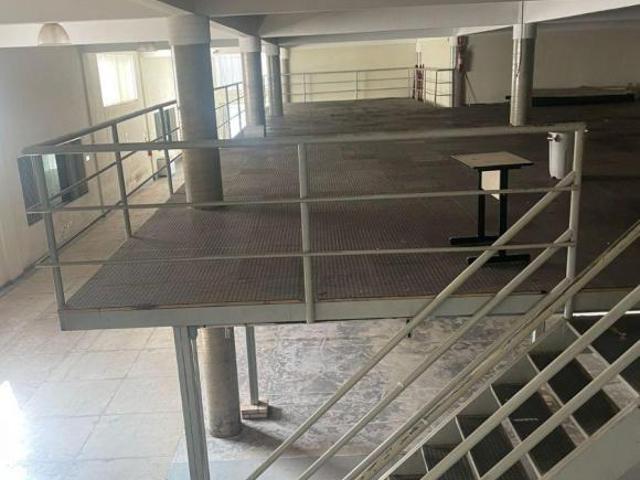 PRÉDIO COMERCIAL NA QUADRA 15 DA CIDSDE DO AUTOMÓVEL 1000M2 DE ÁREA COBERTA