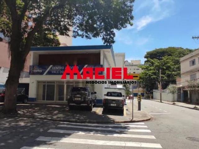 Prédio comercial no São Dimas Ideal para uma Clínica