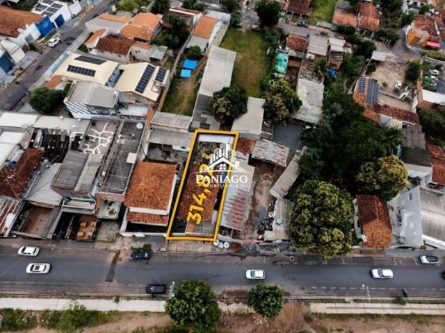 Prédio Comercial à Venda em Cuiabá/MT com 220 m² Construídos