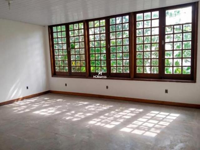 Prédio comercial à venda no Centro de Dourados MS