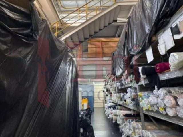 Prédio Comercial à Venda no Bom Retiro com 750 m²