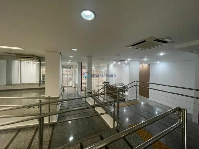 Prédio comercial à venda na Liberdade/Aclimação, moderno, 8 andares com elevadores
