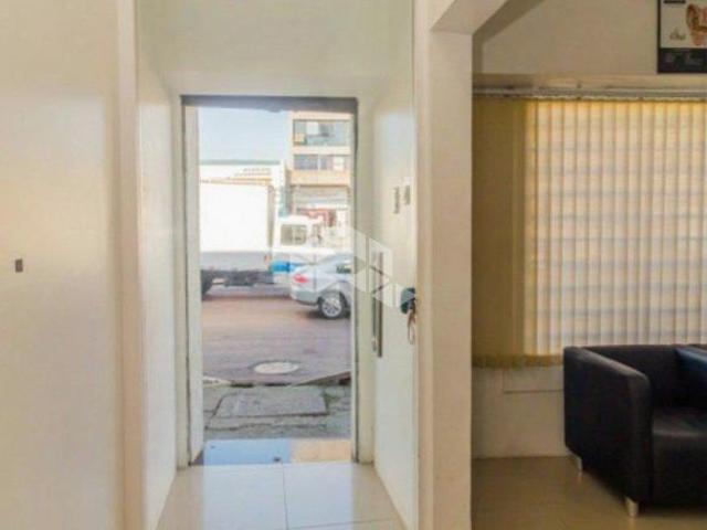 Prédio Comercial à Venda na Zona Norte de Porto Alegre | Excelente Oportunidade de Investimento
