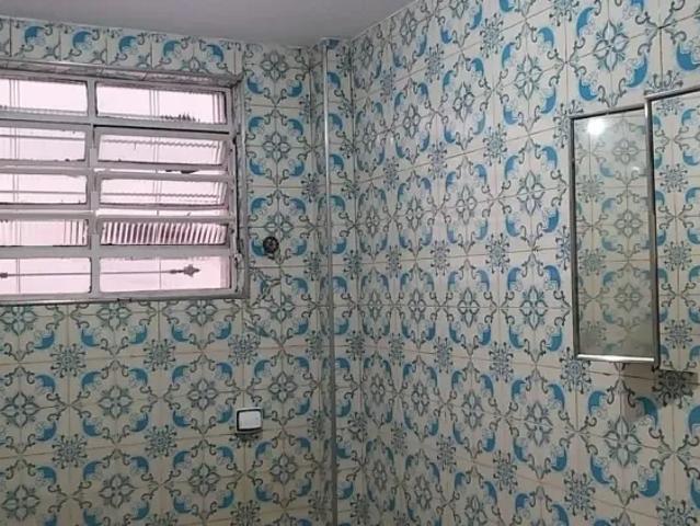 Prédio comercial com 400 m², 03 pavimentos