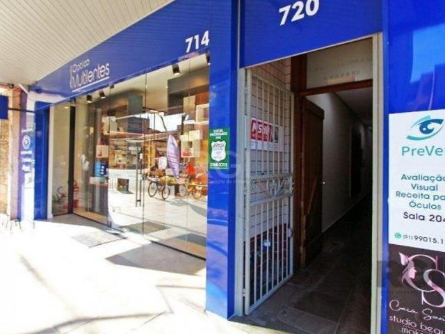 prédio comercial, com 03 andares, loja térrea, mais 04 salas