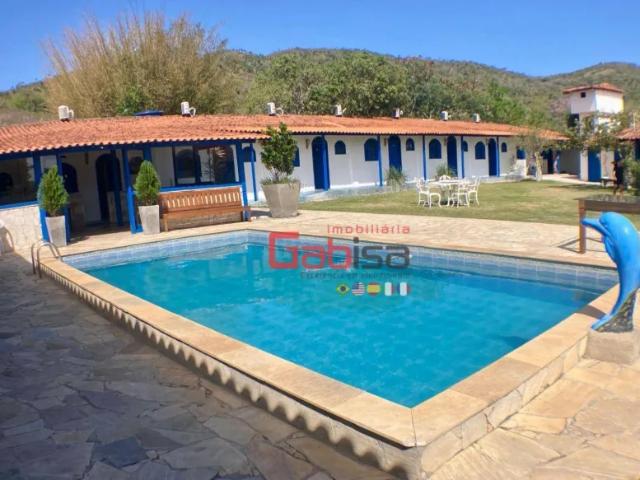 Prédio Comercial com 12 Quartos e 15 banheiros à Venda, 457 m² por R$ 1.100.000