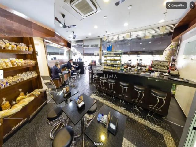 Prédio Comercial com 130m², mais área frontal, de esquina, no Tatuapé
